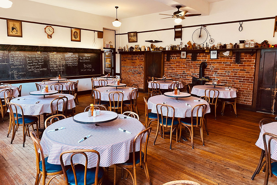 Eat at This Historic Schoolhouse Restaurant
