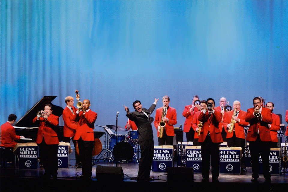 The World Famous Glenn Miller Orchestra